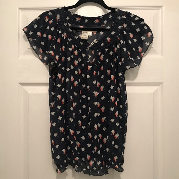 Max Studio | Tops | Max Studio Blue Floral Blouse | Poshmark